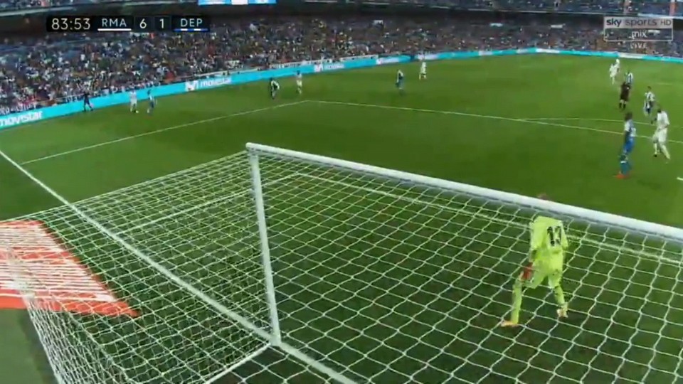 Cristiano Ronaldo marca, mas sai de campo sangrando - TV UOL Cristiano Ronaldo marca, mas sai de campo sangrando - TV UOL