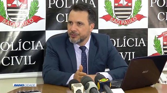 Tentativa de fraude em vestibular de medicina deixa 17 presos - TV UOL Tentativa de fraude em vestibular de medicina deixa 17 presos - TV UOL