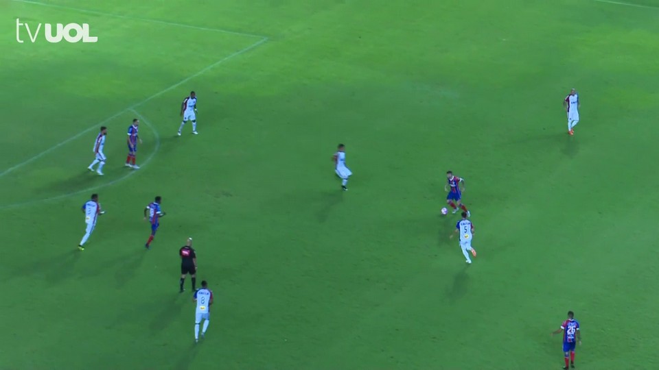 Zé Rafael tenta rebote na pequena área mas Richard Salva - 13/10/2018 ...