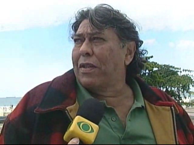 Morre estilista paraense David Azulay, da Blue Man - TV UOL