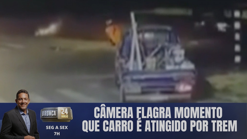 Vídeo Câmeras Flagram Momento Em Que Carro é Atingido Por Trem 01 06