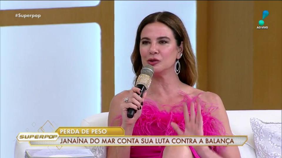 Ex-BBB Janaína do Mar chora ao vivo após desabafo sobre ganho de peso ...