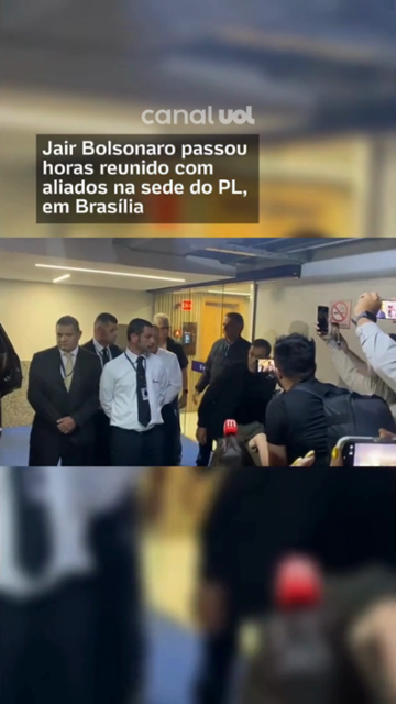 Bolsonaro ao sair da sede do PL: "Infelizmente não posso falar com vocês"