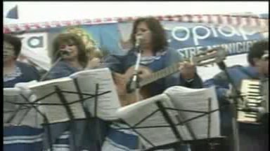 Mineradores soterrados no Chile recebem visitas - 06/09/2010 - UOL Play